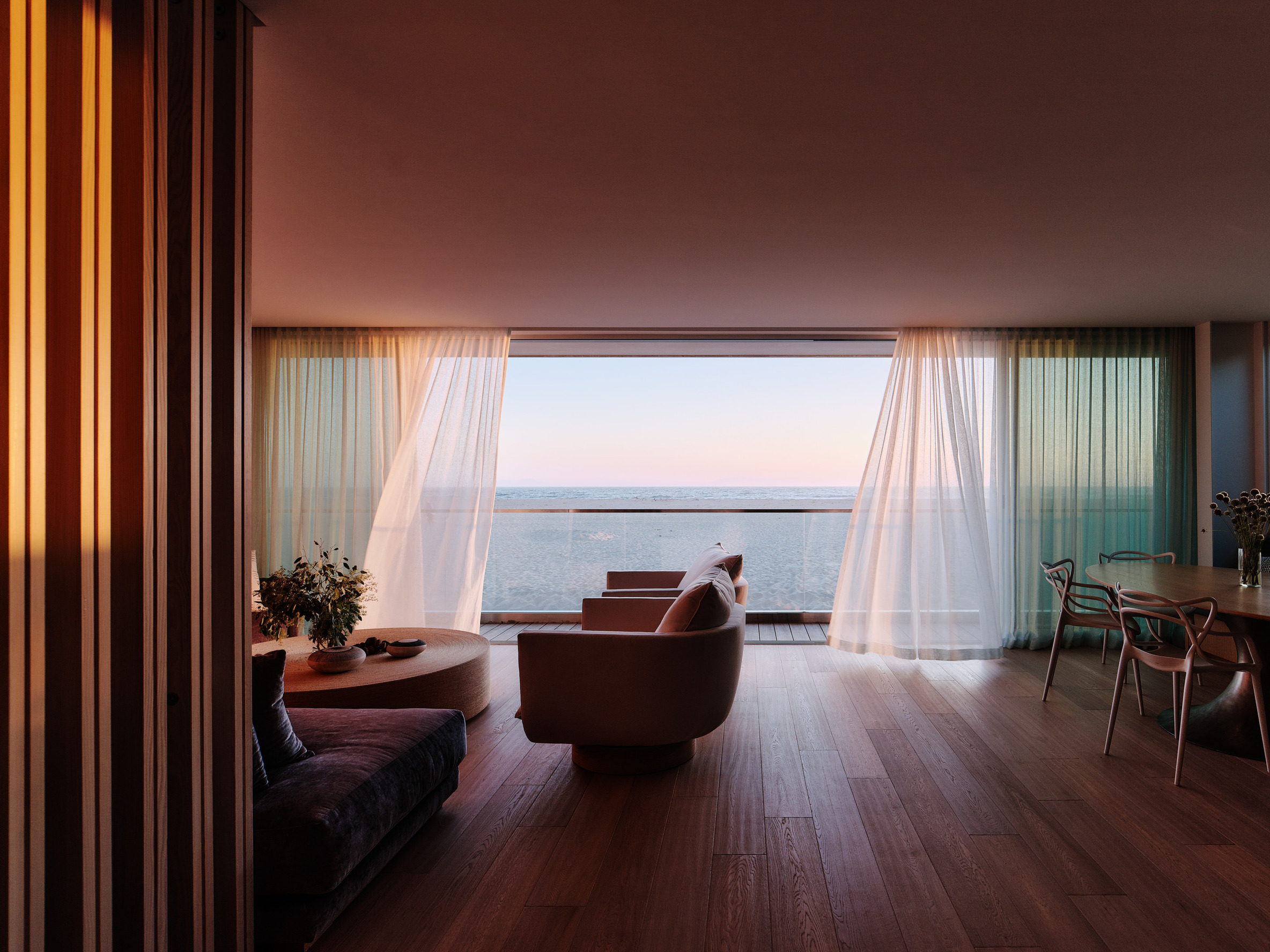 Oxnard Beach House | Montalba Architects